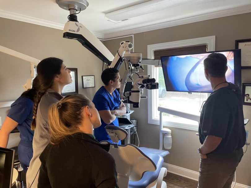 Residents Train in Dental Microscopy – Campus Insider